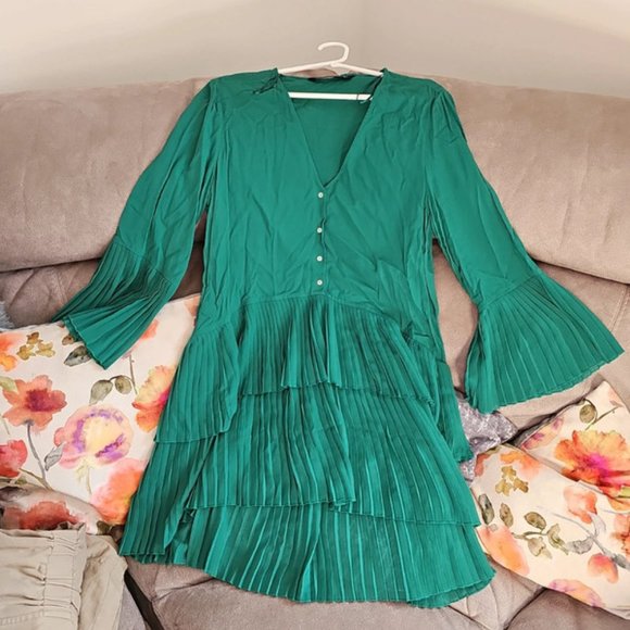 Dresses | Zara Fan Dress | Poshmark